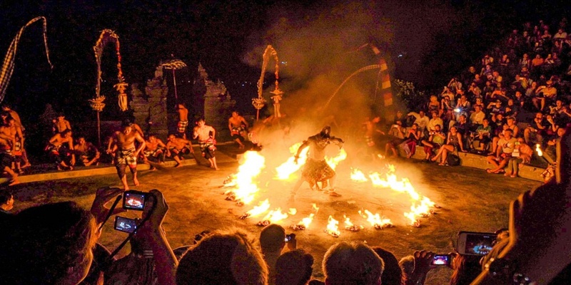 Bali Kecak and Fire Dance - Inclusive Bali Tour